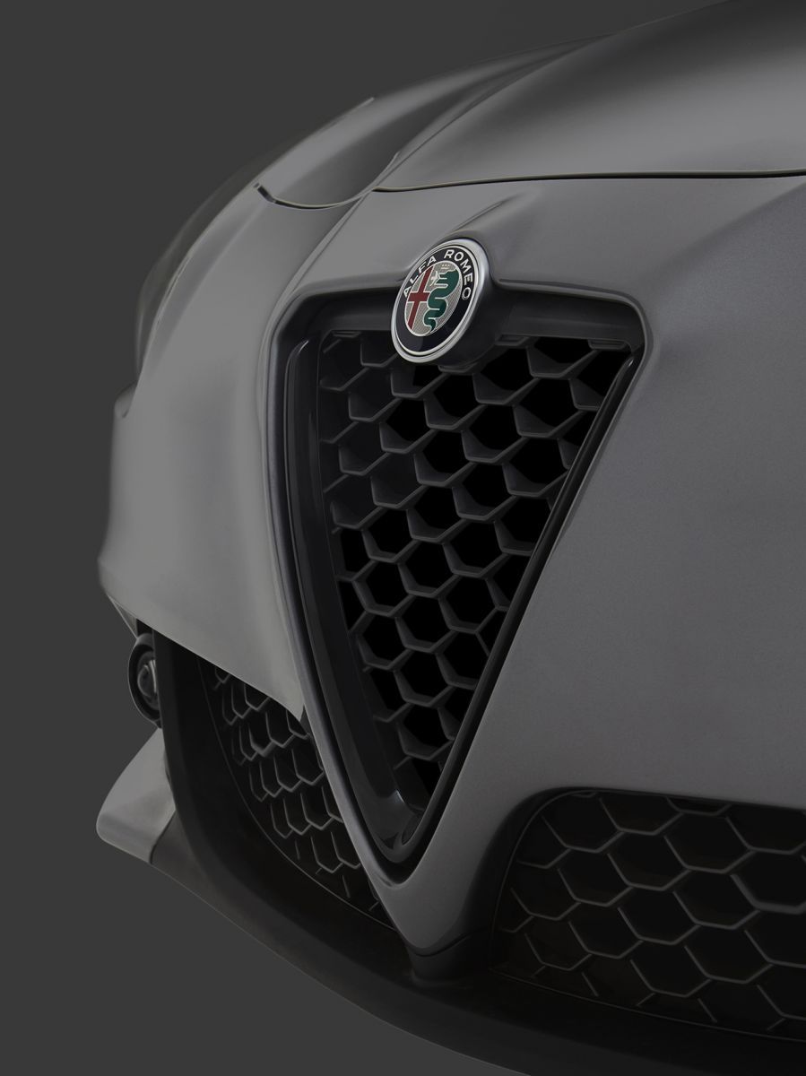 Alfa Romeo svela la gamma B-Tech - MotorAge New Generation